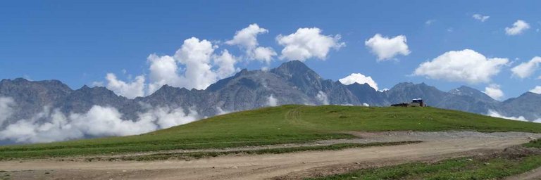 Georgien: Klima, Geographie, Wirtschaft, georgischer Wein